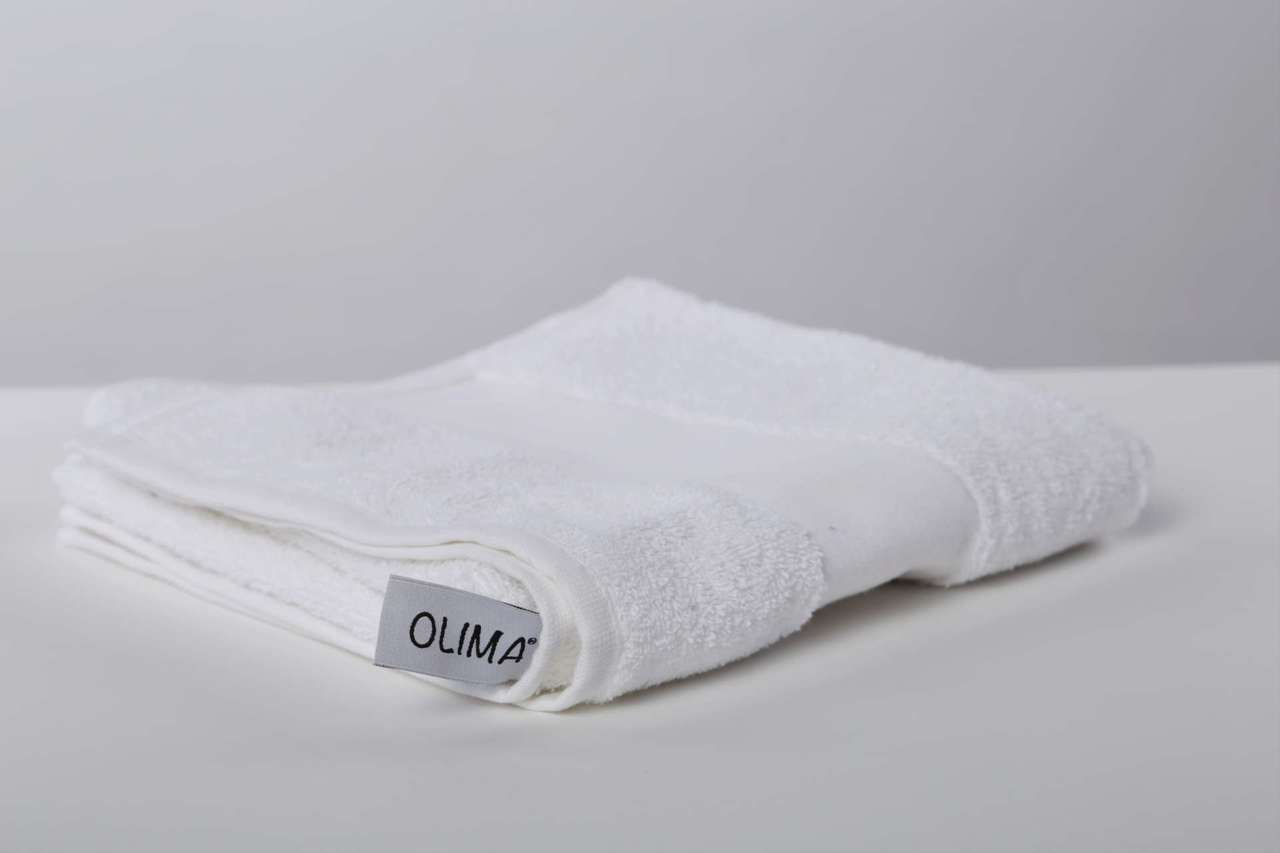 OLIMA CLASSIC TOWEL - MERCHYOU